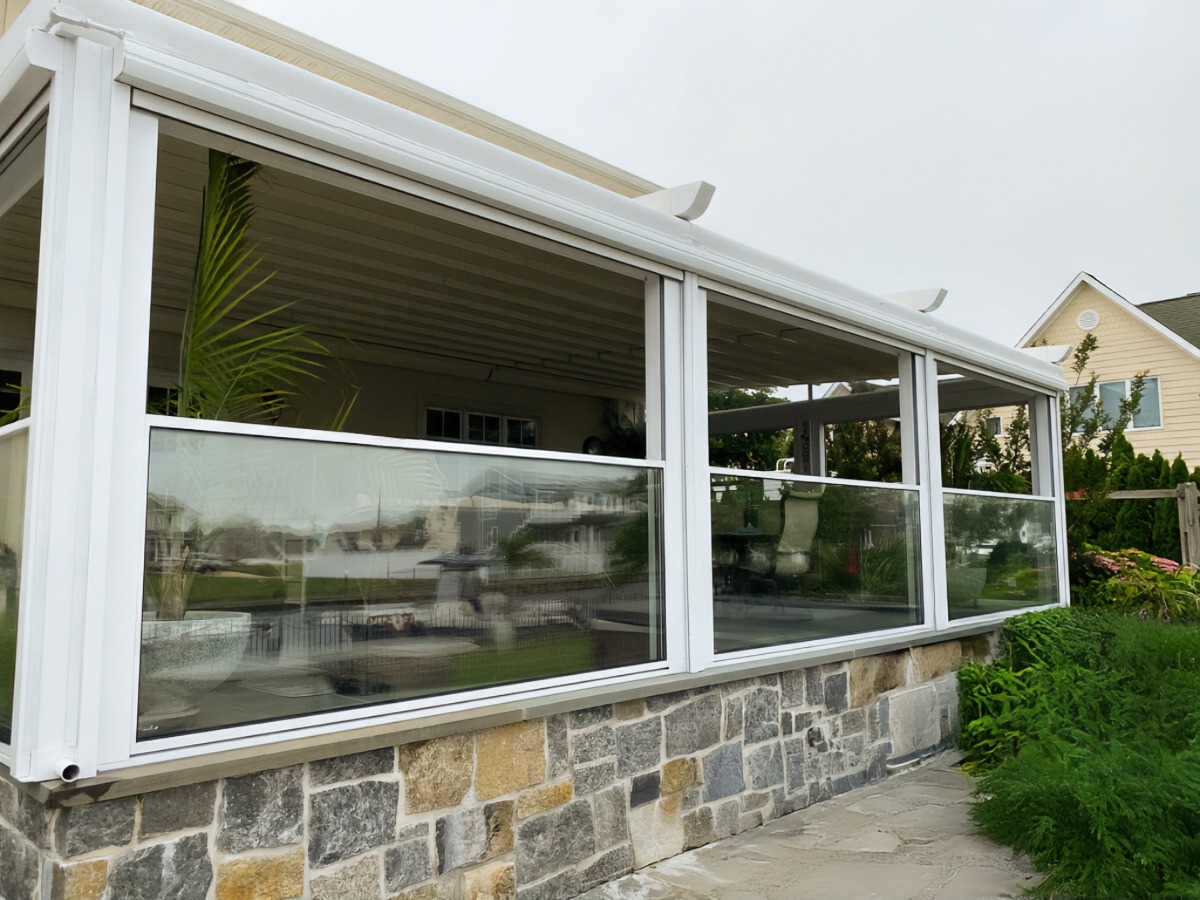 Guillotine Glass Systems - Mass Veranda